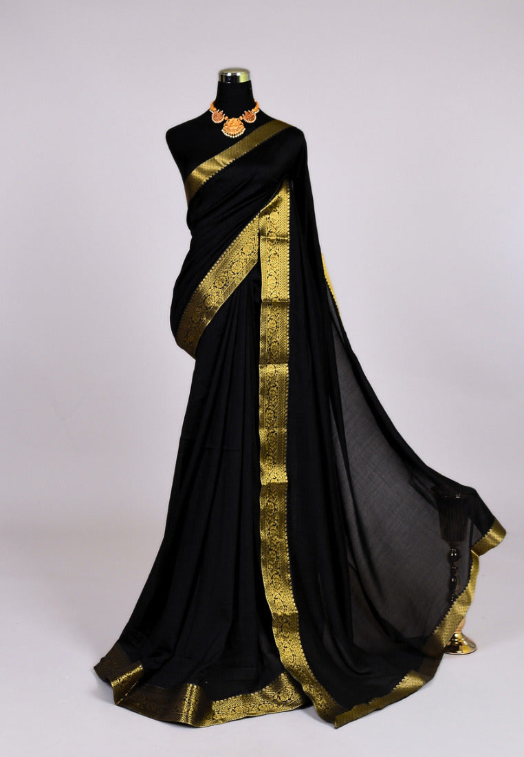 Black Gold Vichithira Silk Woven Zari Border North Saree – Yeshan Sarees