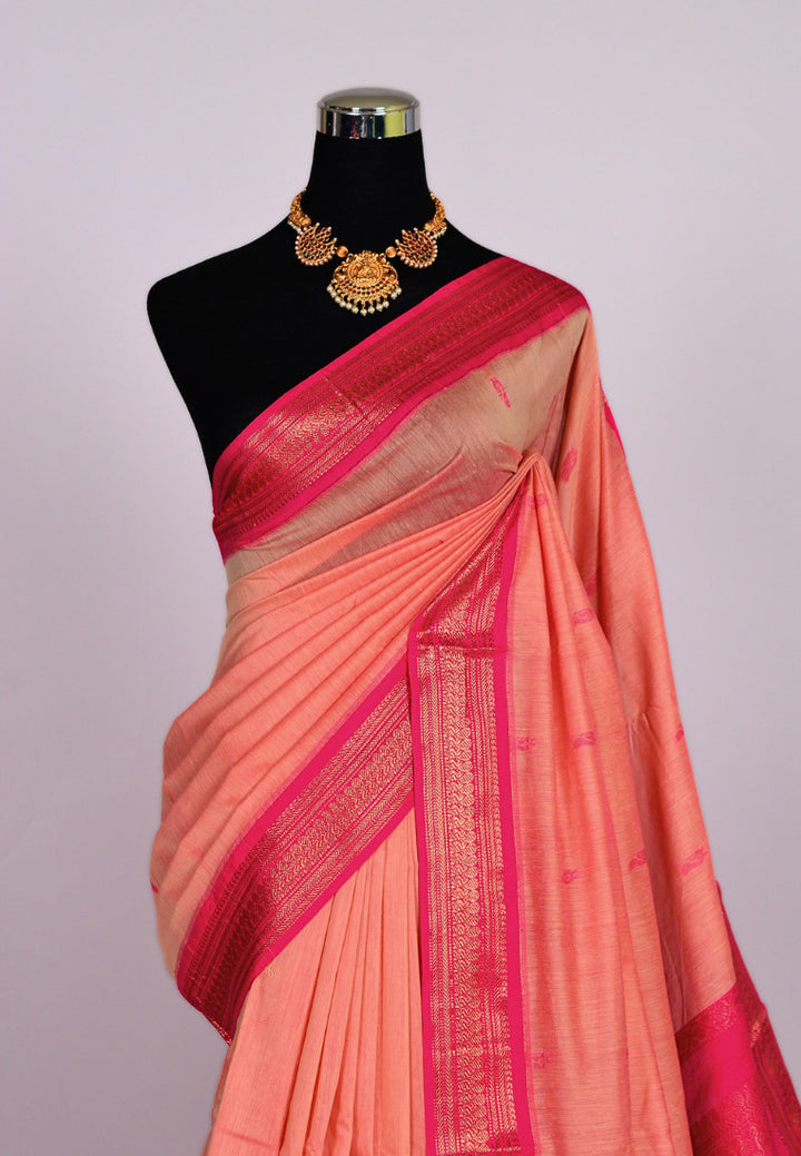 Peach Pink Silk Cotton Butti Body Gadwal South Saree. – Yeshan Sarees